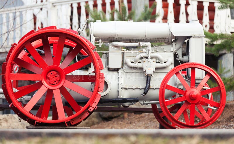 Side View Old Tractor Red Wheels Stock Photos - Free & Royalty-Free ...