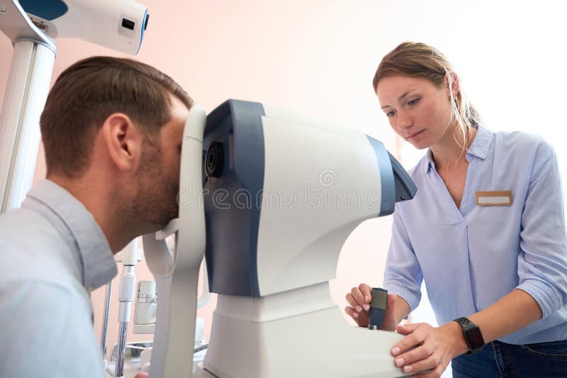 Qualified Oculist is Looking for Problems and Caring for Eyes in the ...
