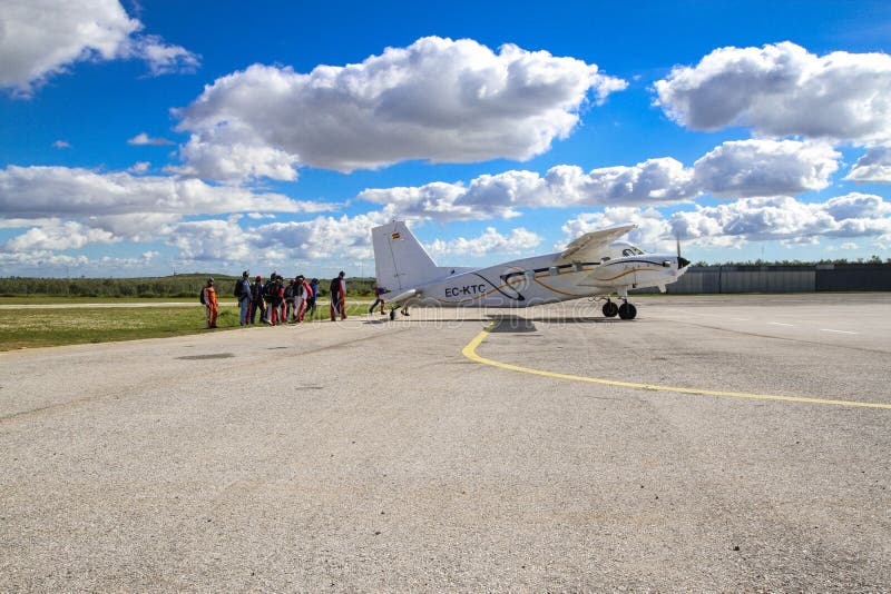 Side View of a Skydiving Airplane on the Runway Editorial Photography ...