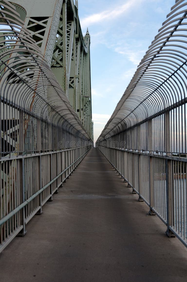140+ Bridge sidewalk Free Stock Photos - StockFreeImages