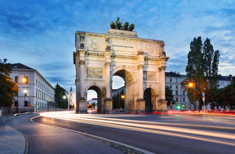 Siegestor (Victory Gate) Triumphal Arch in Downtown Munich, Germany ...