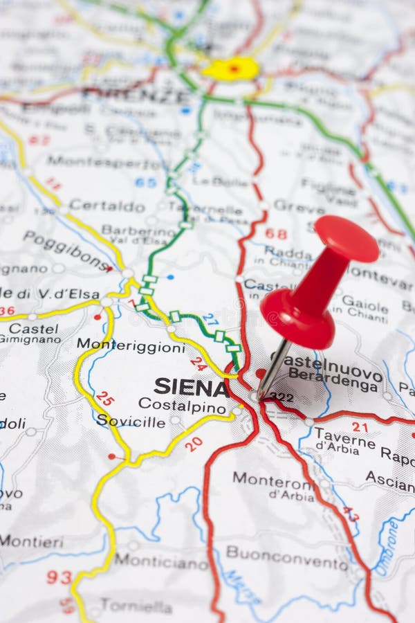 Siena Italy on una mappa fotografia stock. Immagine di europeo - 83422264