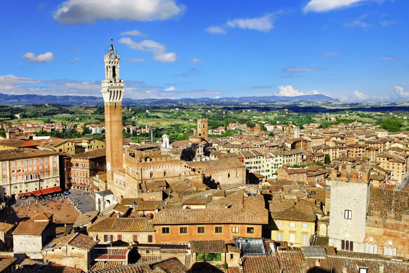 Siena Tuscany zdjęcie stock. Obraz złożonej z kasztel - 20880122