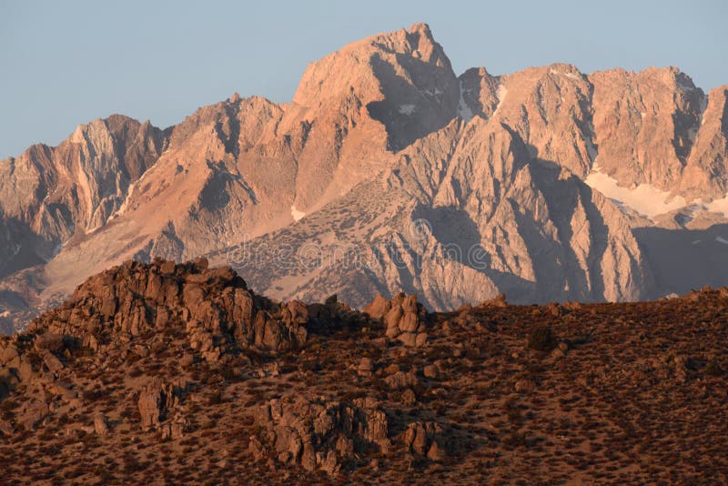 Sierran wall at sunrise 3 stock photo. Image of mountains - 106514628