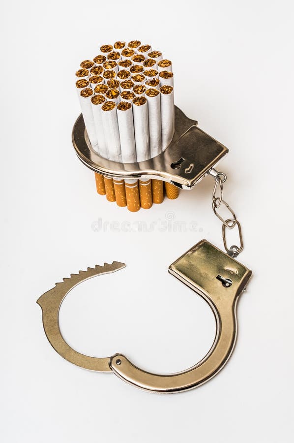 Sigaretten, Verslaving En Volksgezondheidsonderwerp: De Roker Houdt De ...