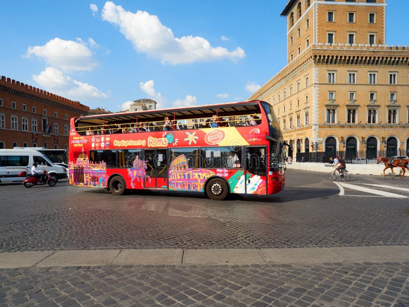 Sightseeing Bus in Piazza Venezia Rome Editorial Photo - Image of italy ...