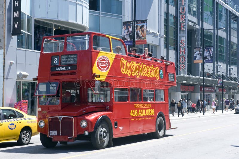 Sightseeing bus in Toronto editorial photography. Image of decker ...
