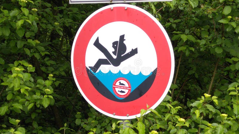 Sign colors warning green editorial image. Image of sign - 72713710