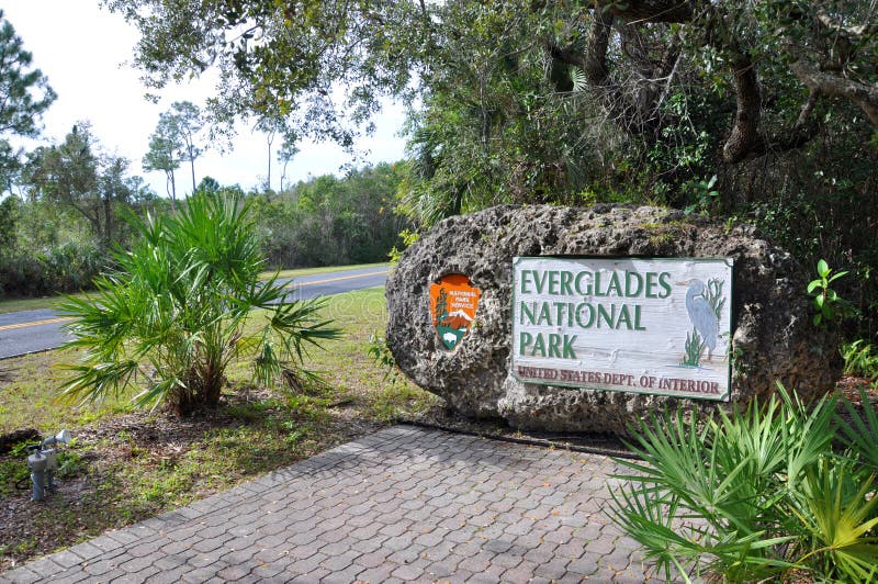 Everglades National Park Welcome Sign Editorial Image - Image of ...