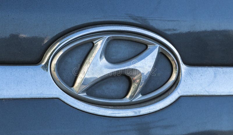 Sign of Hyundai editorial photography. Image of automobile - 158720197