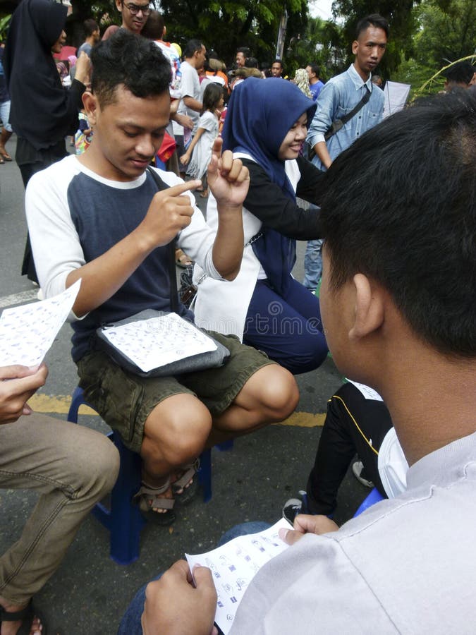 Sign language editorial stock photo. Image of socialized - 76760363