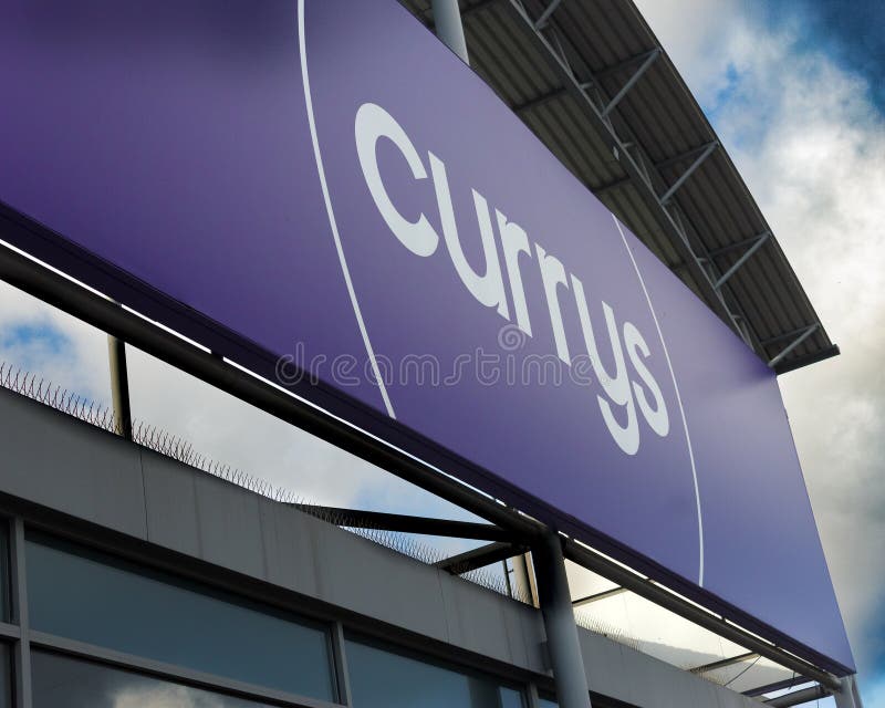 Sign and Logo of Electrical Store Currys Editorial Photography - Image ...