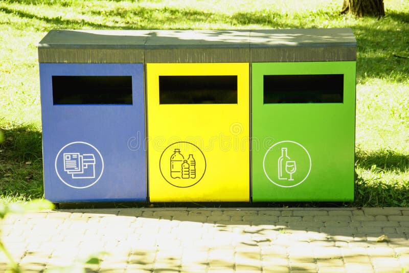 Sign Pointer for Garbage Collection in the Park Stock Image - Image of ...