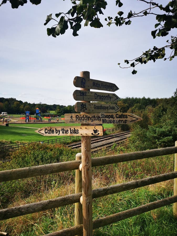Sign Posts at Rushcliffe Country Park Editorial Photography - Image of ...