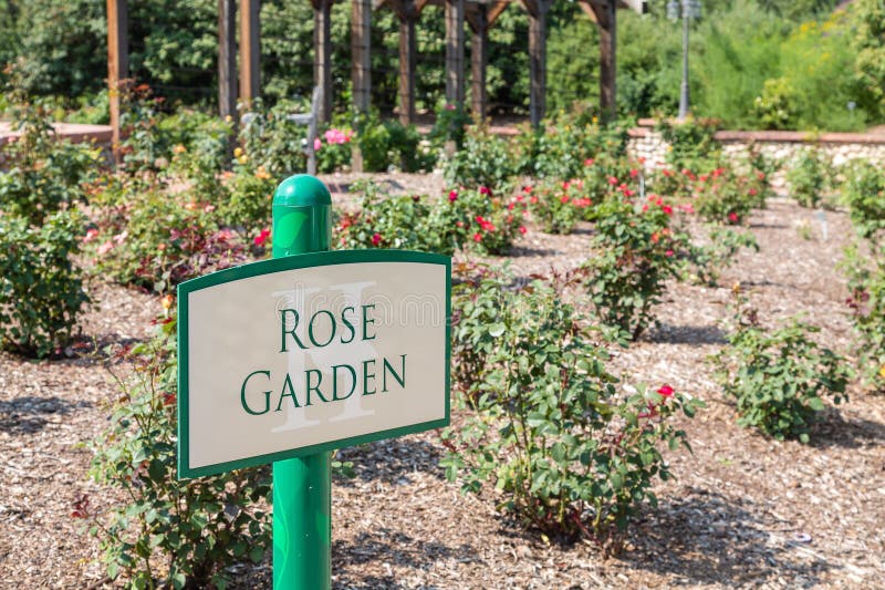 Sign for Rose Garden stock image. Image of nature, flower - 59251541
