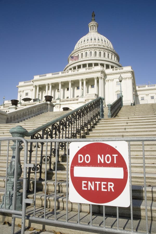 Sign saying Do Not Enter editorial stock image. Image of capitol - 27072579