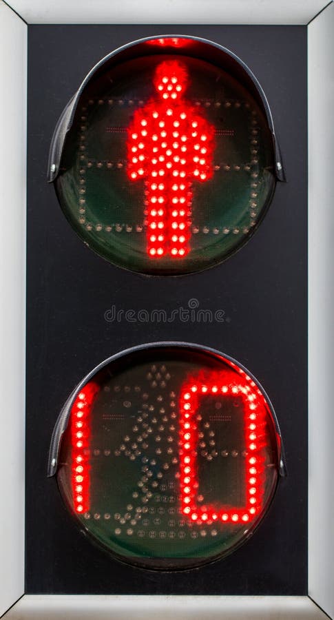 Signal Rouge D'un Feu De Signalisation En Isolation Image stock - Image ...