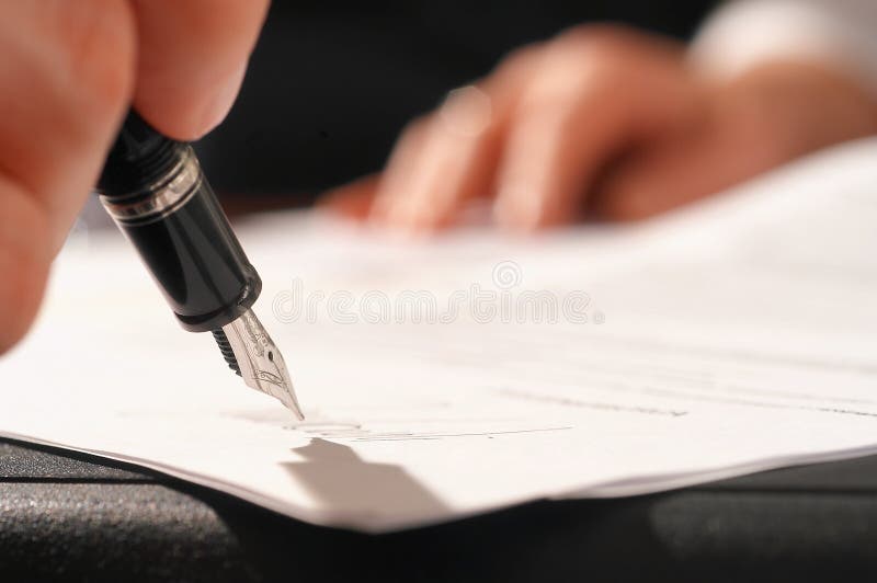 Signature d'un contrat photo stock. Image du fond, signes - 108814