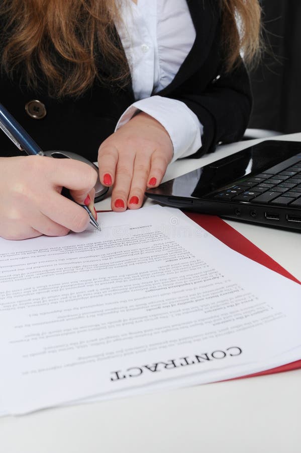 Local Commercial De Signature De Contrat De Signature Image stock ...