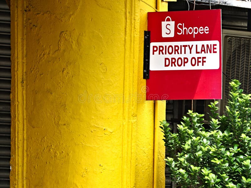 Signboard for Shopee Priority Lane Drop Off Editorial Photography ...