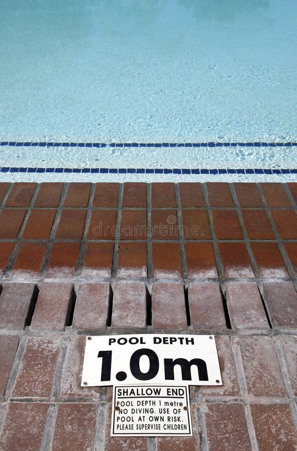 Signe De Profondeur De Piscine Image stock - Image du pictogramme ...