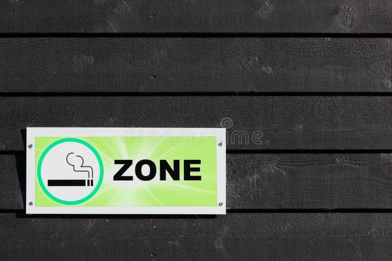 Zone Fumeur Photos Stock - Téléchargez 1,108 Photos libres de droits