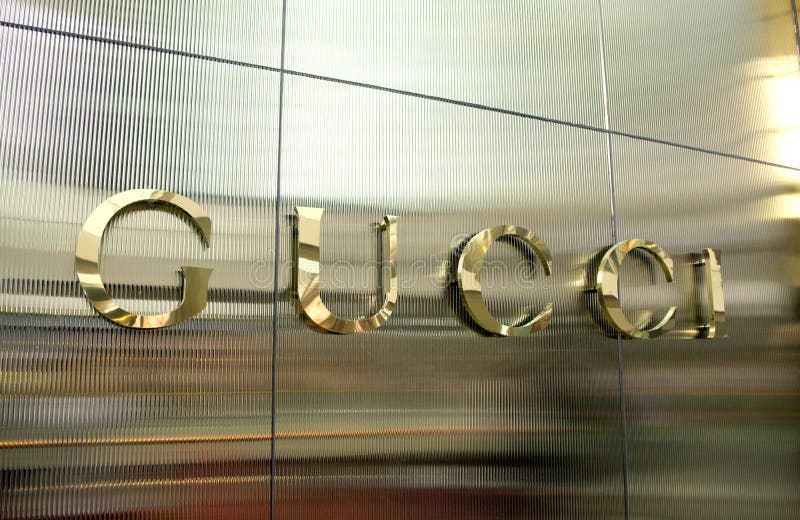 Logo De Gucci Sur Le Magasin De Gucci Photographie éditorial - Image du ...