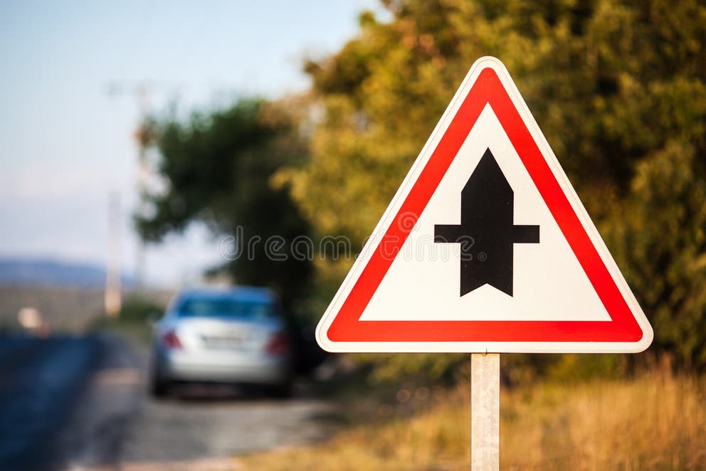 Signe Secondaire De Connexion De Routes Image stock - Image du avec ...