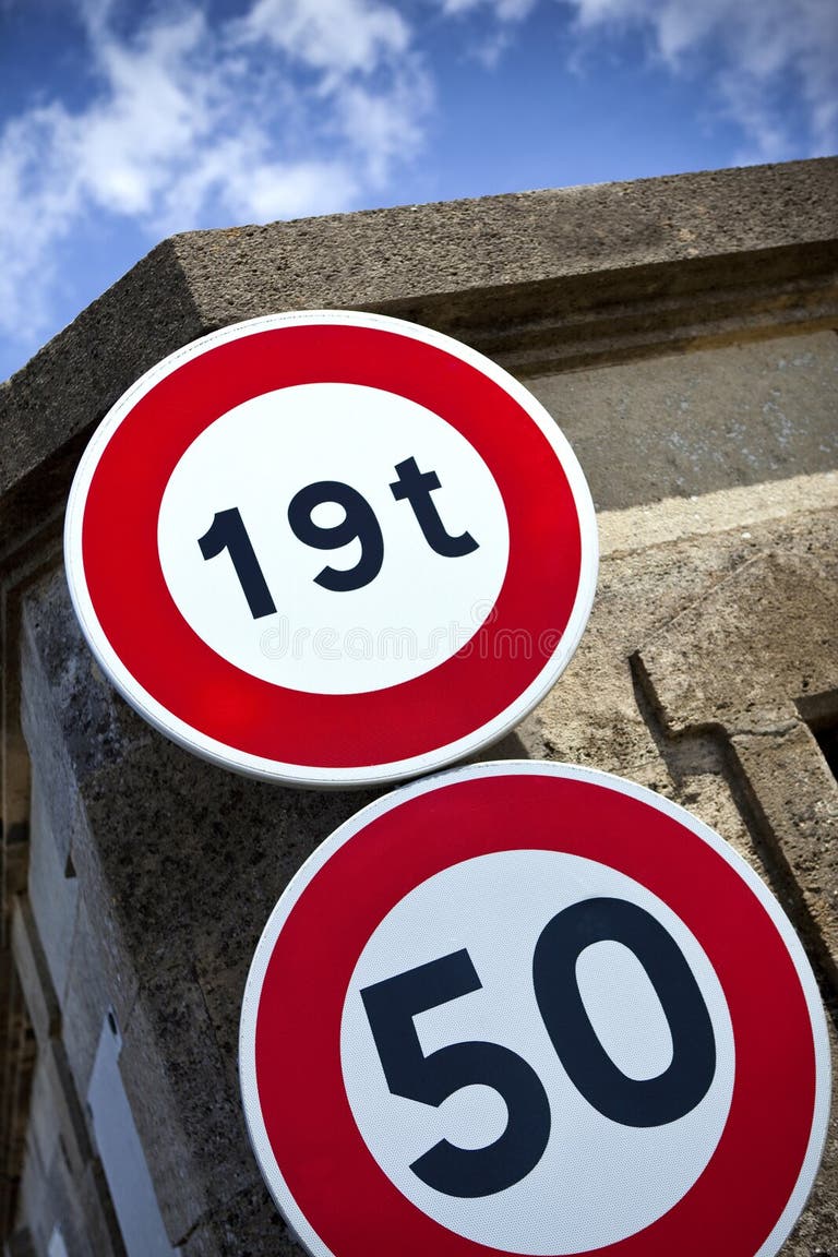 1,812 Regulation Road Signs Stock Photos - Free & Royalty-Free Stock ...