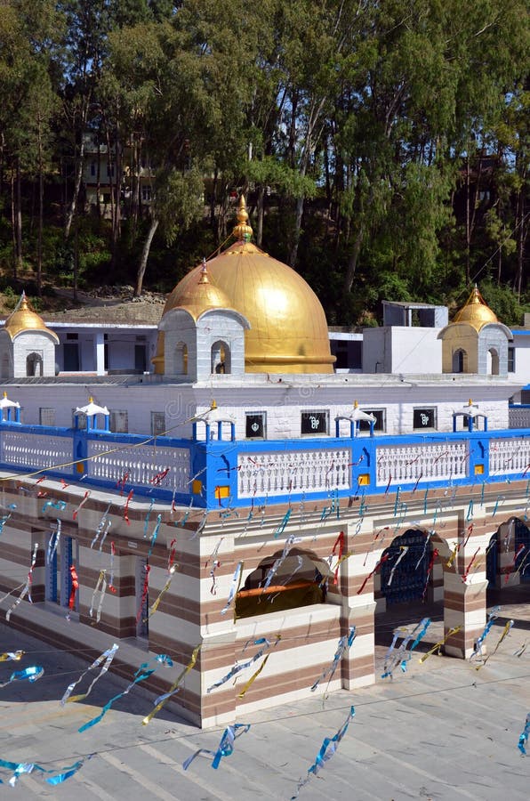 The Sikh Gurdwara in Rewalsar Stock Image - Image of dome, temple ...