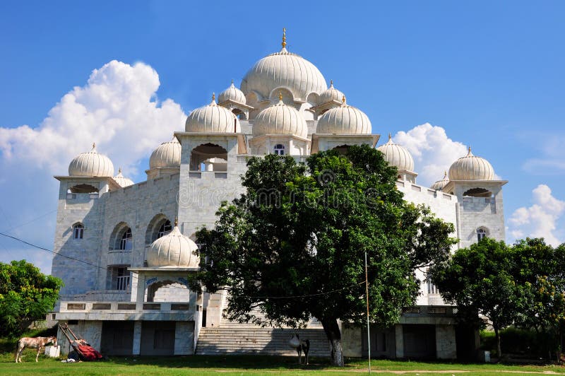 Sikh gurudwara stock image. Image of sikh, clouds, design - 21107341