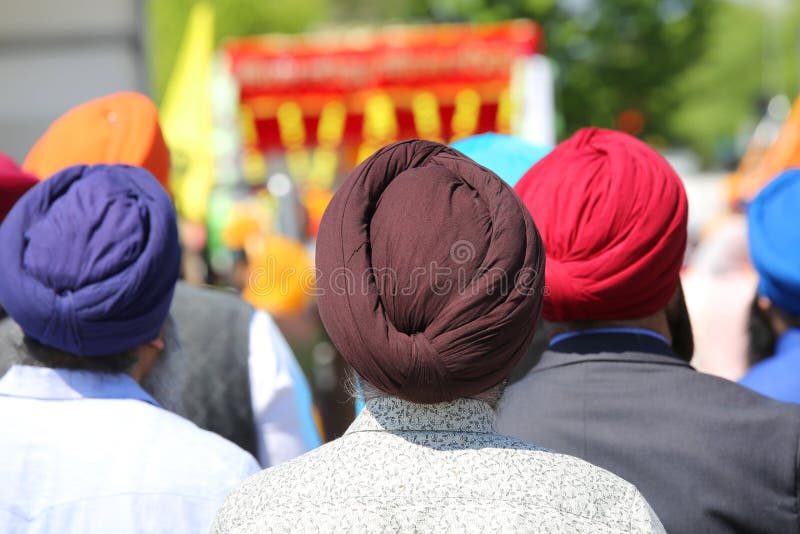 Sikh men with turbans stock image. Image of crowd, headwear - 142335773