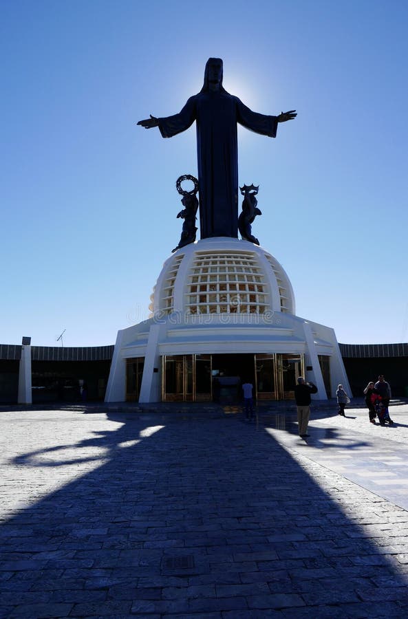 Silao, Mexico-January 8, 2017: Christ the King Church Editorial Photo ...