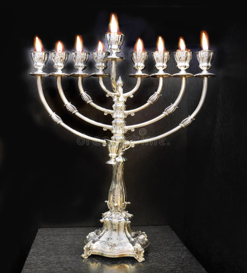 Hanukka menorah stockfoto. Bild von elektrisch, leuchte - 35441014