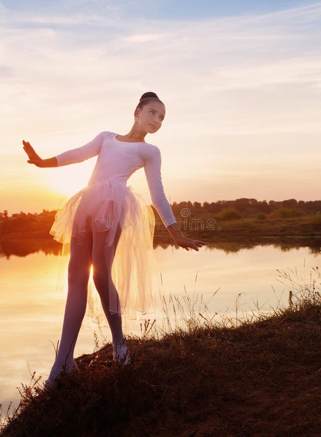 Silhouette of Ballet Dancer at Sunset Outdoors Stock Photo - Image of ...