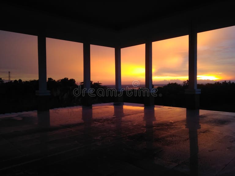 Silhouette of Building Pillars Stock Image - Image of pillar, shadow ...