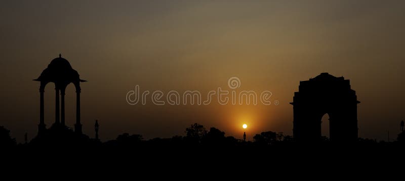 Silhouette of India Gate New during Sunset, at New Delhi Stock Image ...