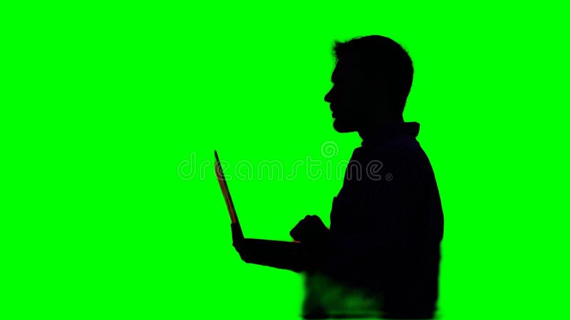 Silhueta De Desenvolvedor Masculino Usando O Laptop Trabalhando Com ... Silhueta De Desenvolvedor Masculino Usando O Laptop Trabalhando Com ...