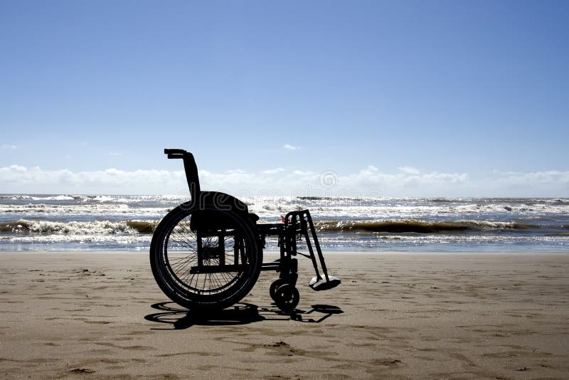Sillón de ruedas imagen de archivo. Imagen de movilidad - 12893219