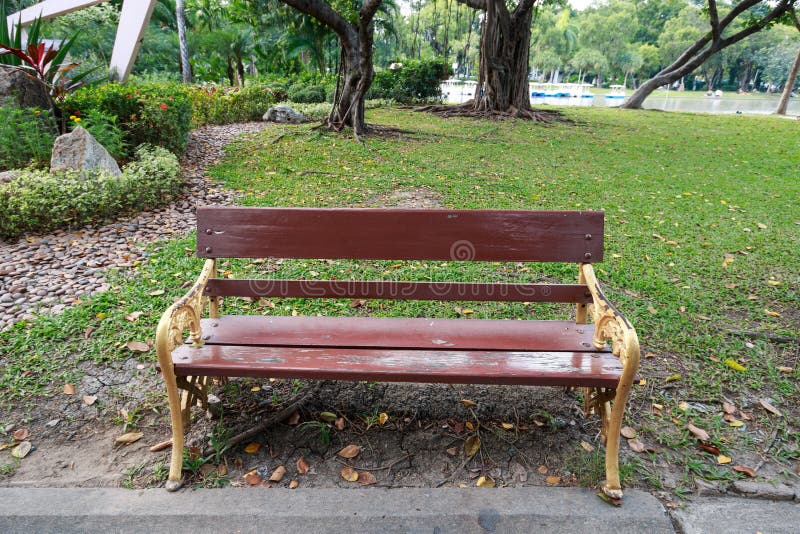 30,376 Silla En El Parque Fotos - Libres de Derechos y Gratuitas de ...