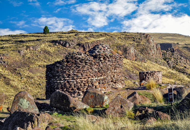 Sillustani Chullpas -peru 84 Stock Image - Image of characterized ...