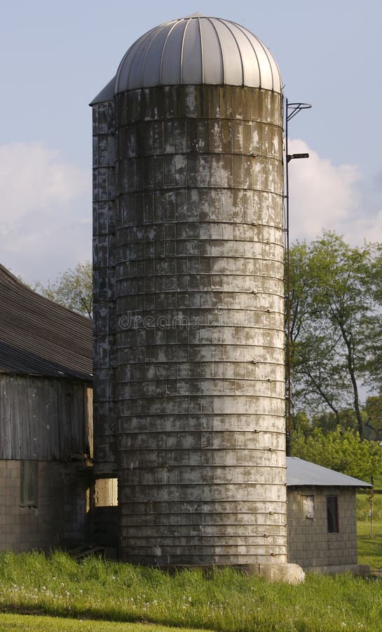 Silo stock image. Image of barn, scenic, outdoor, scene - 839869