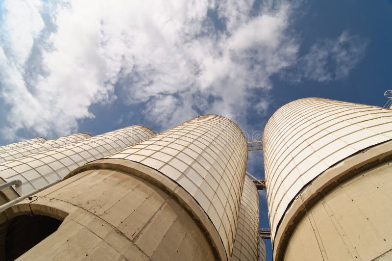 Silo de texture image stock. Image du acier, pain, nourriture - 9147365