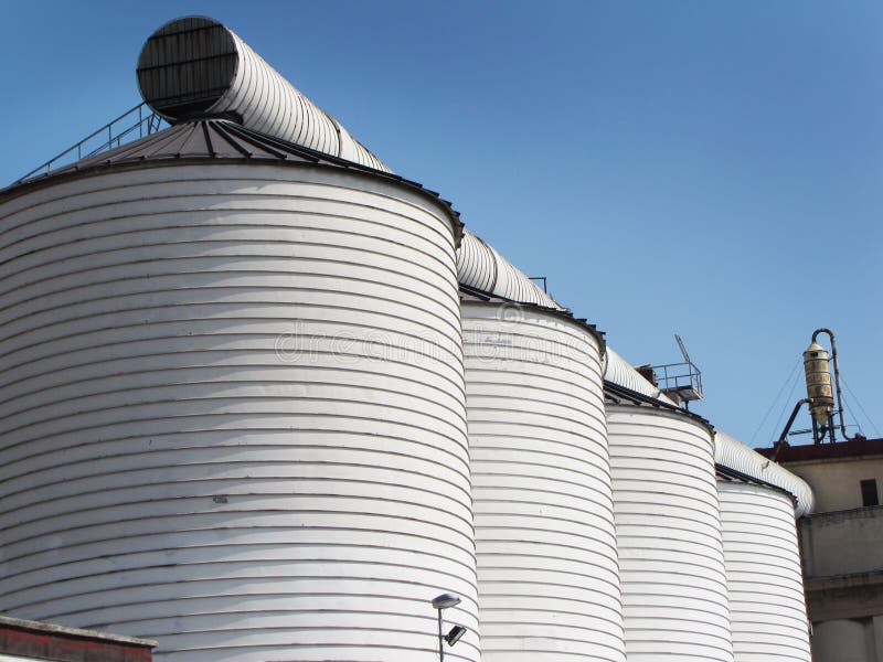 Silo and pipeline stock photo. Image of warehouse, tank - 19930898