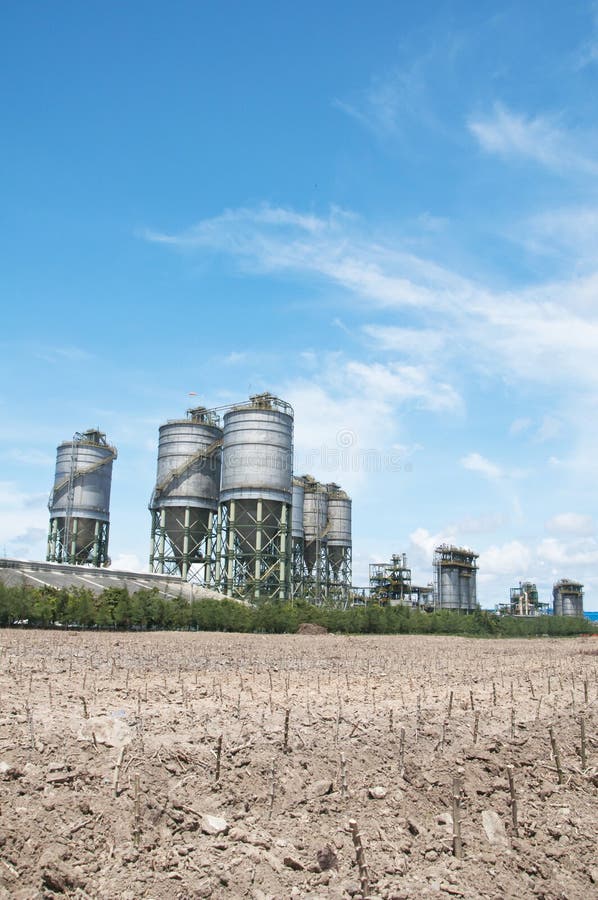 Silo tower stock image. Image of storage, industry, silo - 24367277