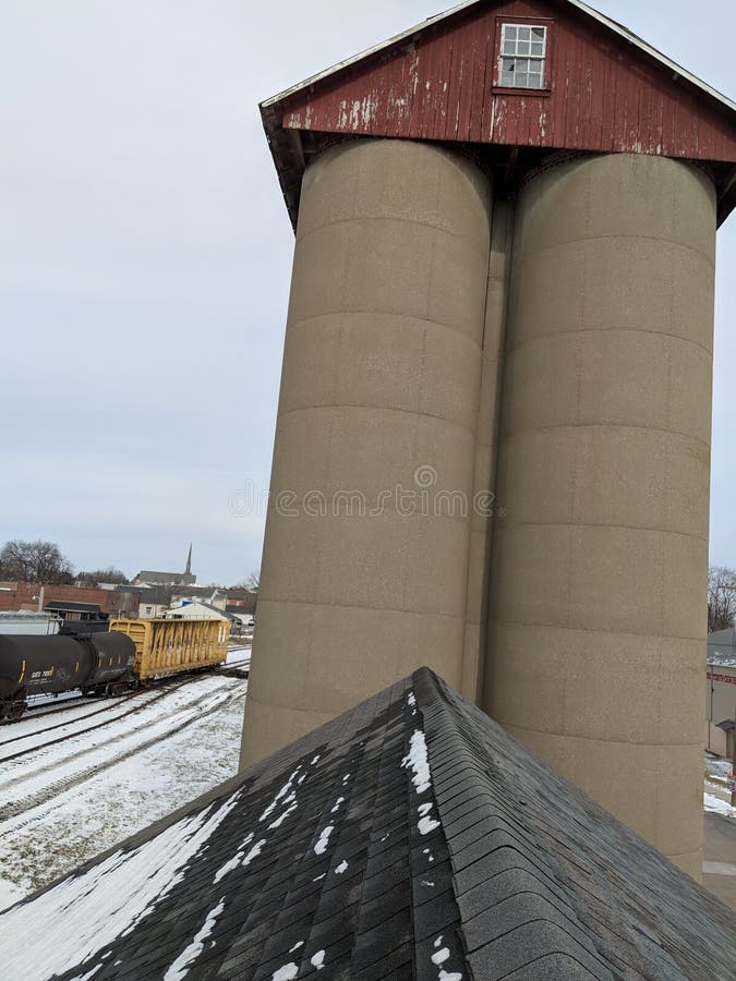 Silo at the Train Yard stock photo. Image of yatd, train - 137165046