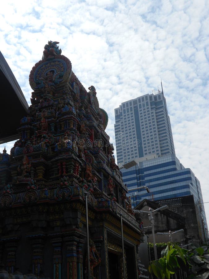 Silom Road, Bangkok editorial stock photo. Image of bengal - 91312193