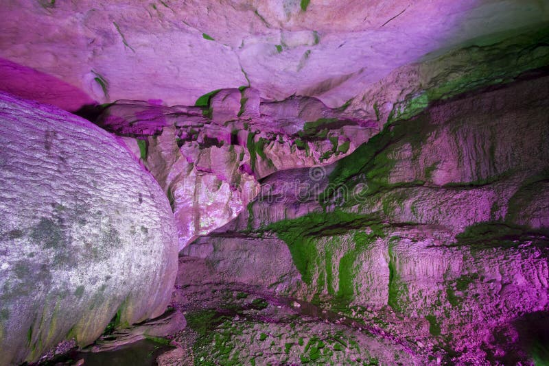 Silver Cave Yangshuo Guangxi Province Stock Photo - Image of inside ...