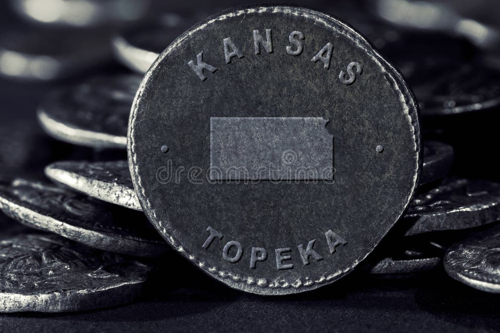 Silver Coin with Map of Kansas Stock Illustration - Illustration of ...