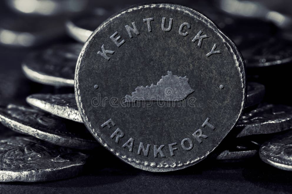 Silver Coin with Map of Kentucky Stock Illustration - Illustration of ...